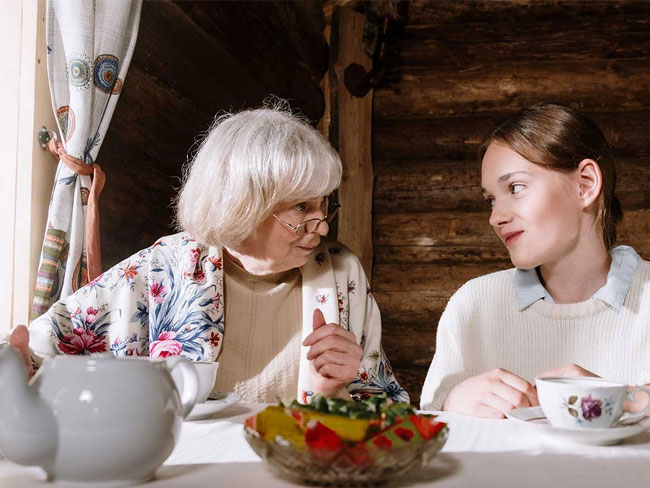The Health Benefits of Communication With The Elderly